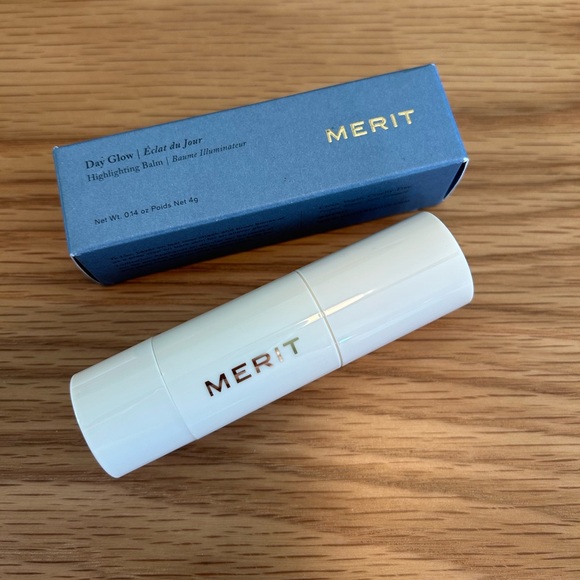 Merit | Makeup | Merit Day Glow Dewy Highlighting Balm Cava Champagne ...
